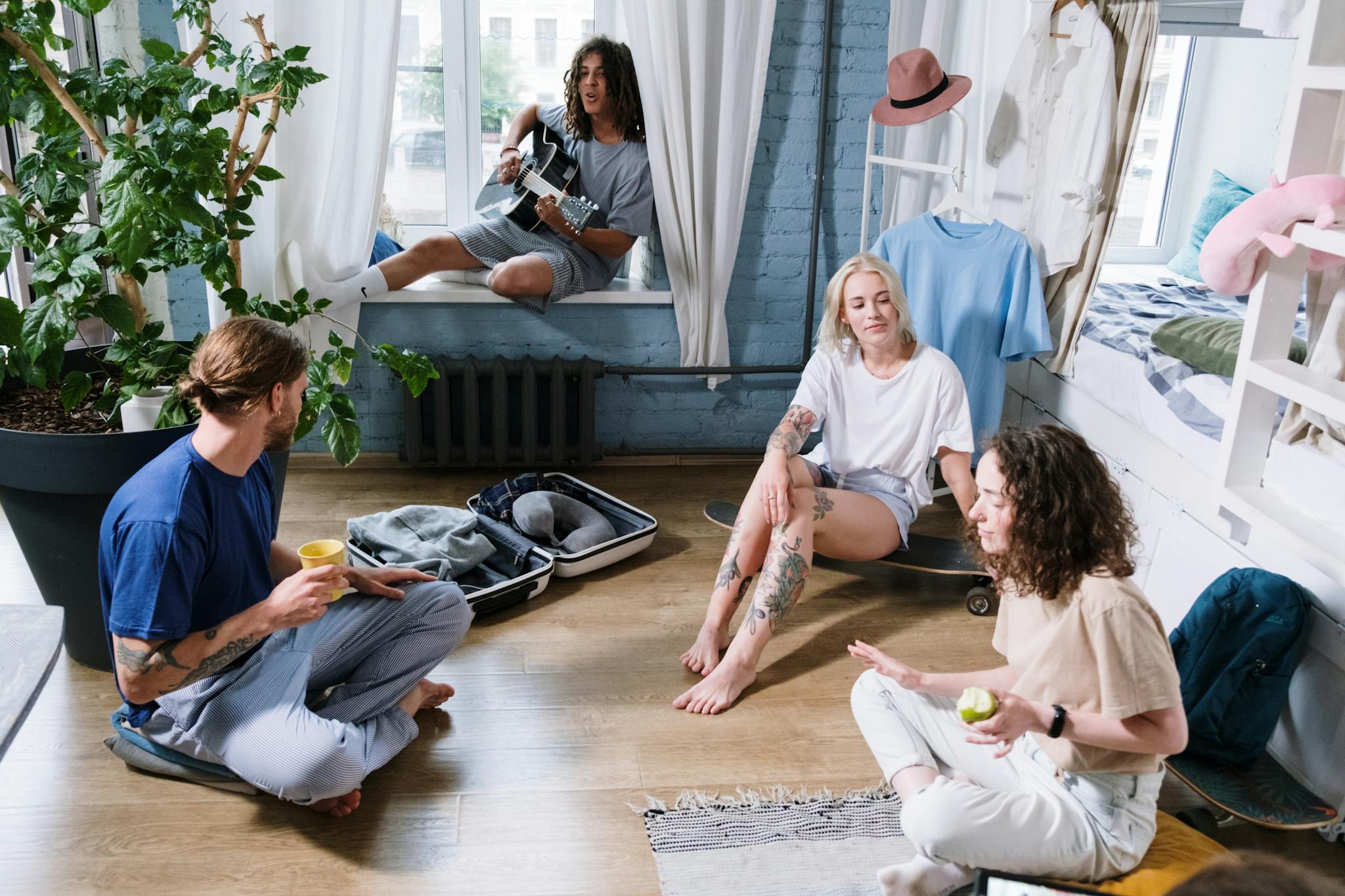 Dealing with Roommate Conflicts and Drama